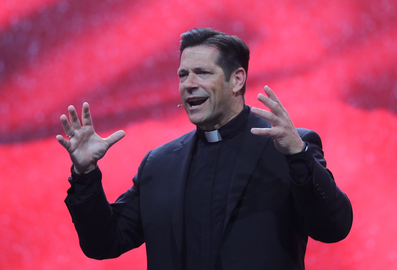 LA: El Padre Mike Schmitz encabezará el Desayuno Católico de Oración ...