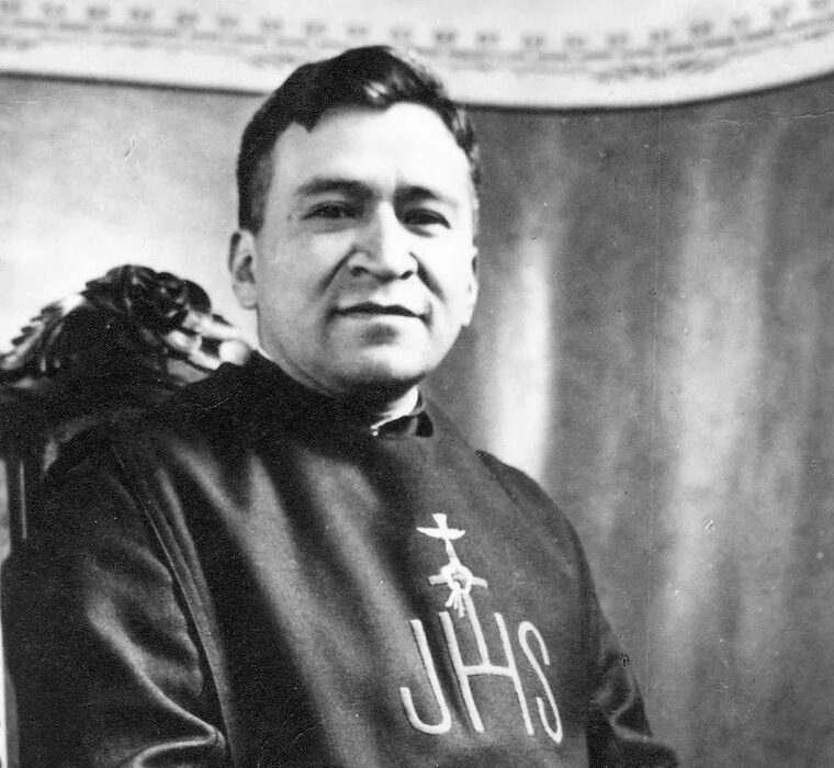 Moisés Lira Serafín, sacerdote mexicano considerado protector de los no ...